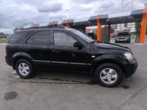 Kia Sorento 2009 in Siauliai, with an engine capacity of 2.50 L and mileage of 301 thousand km for 2600 €, photo  on AUTOMOTO.COM.LV