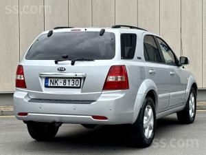 Kia Sorento 2009 Rīga, ar dzinēja tilpumu 2.50 L un nobraukumu 284 tūkst. km par 3500 €, foto 4 vietnē AUTOMOTO.COM.LV