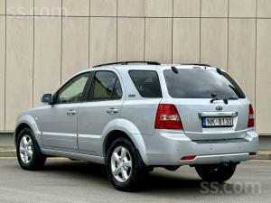 Kia Sorento 2009 Rīga, ar dzinēja tilpumu 2.50 L un nobraukumu 284 tūkst. km par 3500 €, foto 9 vietnē AUTOMOTO.COM.LV
