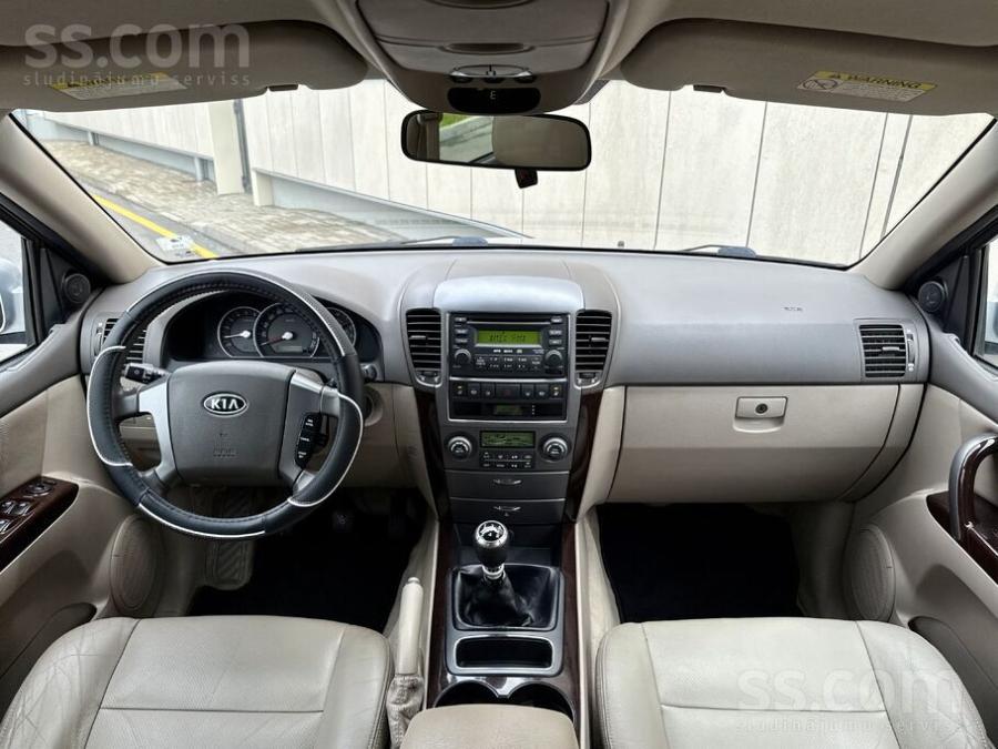 Kia Sorento 2009 Rīga, ar dzinēja tilpumu 2.50 L un nobraukumu 284 tūkst. km par 3500 €, foto 13 vietnē AUTOMOTO.COM.LV