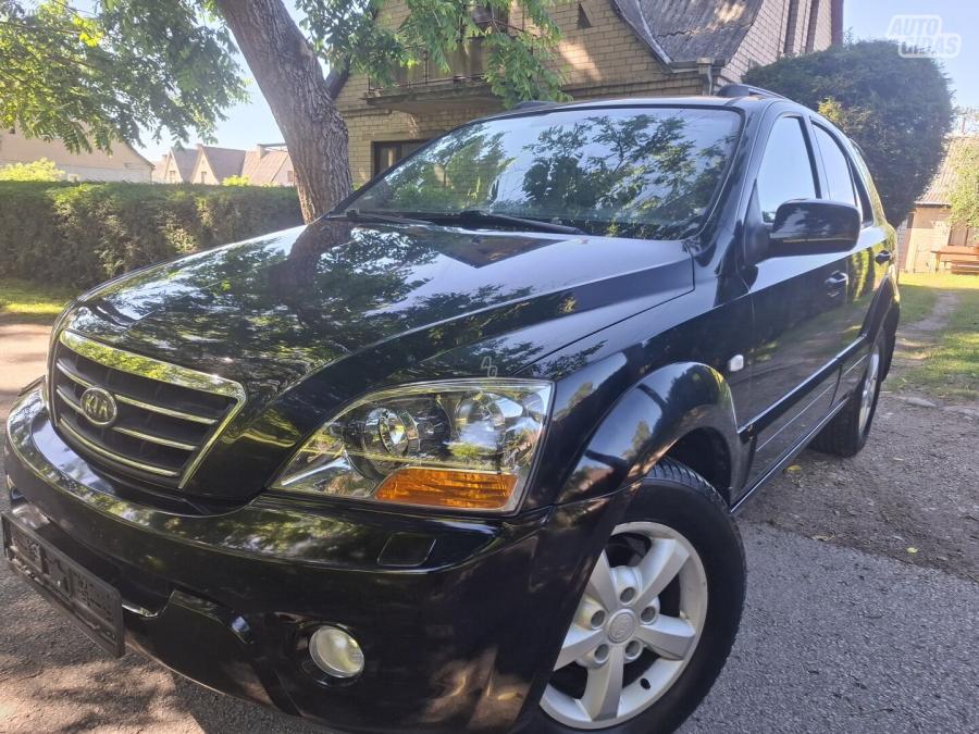 Kia Sorento 2009 in Prienai, with an engine capacity of 2.50 L and mileage of 225 thousand km for 3700 €, photo 14 on AUTOMOTO.COM.LV