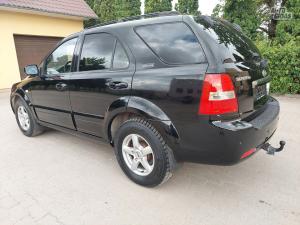 Kia Sorento 2009 in Kretinga, with an engine capacity of 2.50 L and mileage of 189 thousand km for 3590 €, photo 5 on AUTOMOTO.COM.LV