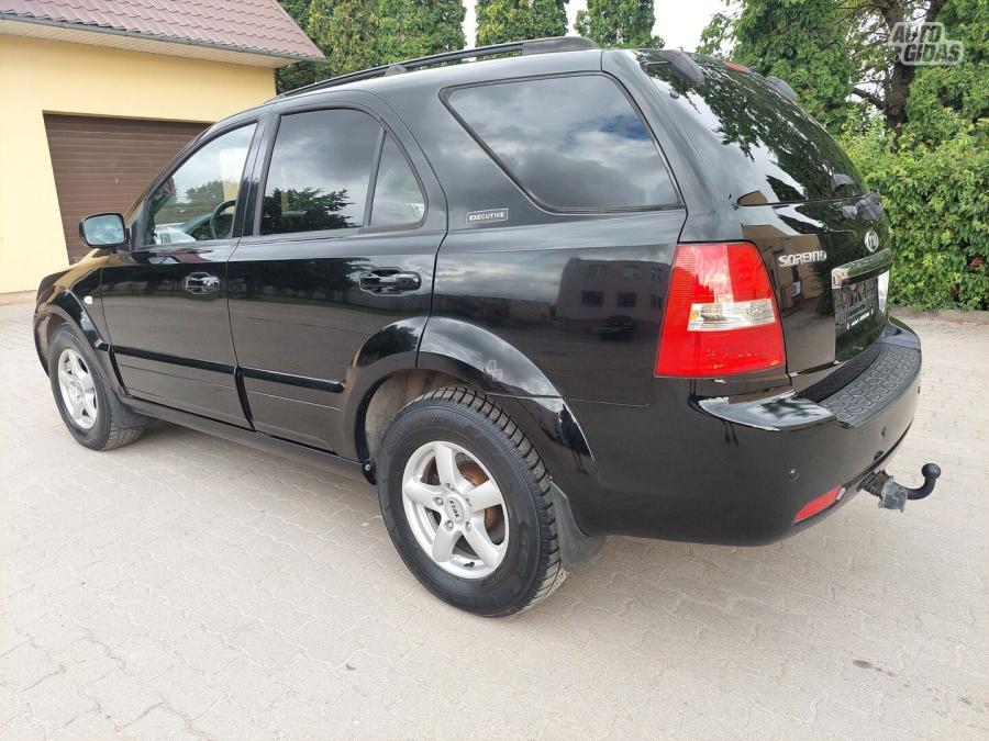 Kia Sorento 2009 in Kretinga, with an engine capacity of 2.50 L and mileage of 189 thousand km for 3590 €, photo 5 on AUTOMOTO.COM.LV