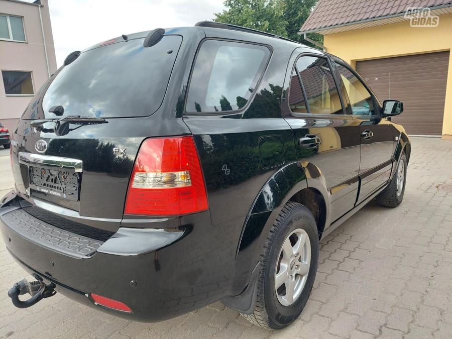 Kia Sorento 2009 in Kretinga, with an engine capacity of 2.50 L and mileage of 189 thousand km for 3590 €, photo 6 on AUTOMOTO.COM.LV