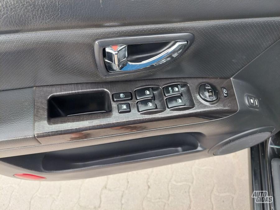 Kia Sorento 2009 in Kretinga, with an engine capacity of 2.50 L and mileage of 189 thousand km for 3590 €, photo 12 on AUTOMOTO.COM.LV