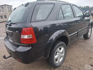 Kia Sorento 2009 Prienai, ar dzinēja tilpumu 2.50 L un nobraukumu 230 tūkst. km par 3700 €, foto 17 vietnē AUTOMOTO.COM.LV