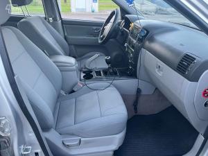 Kia Sorento 2010 Kauņa, ar dzinēja tilpumu 2.50 L un nobraukumu 147 tūkst. km par 2750 €, foto 12 vietnē AUTOMOTO.COM.LV