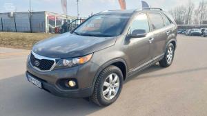 Kia Sorento 2011 in Kaunas, with an engine capacity of 2.20 L and mileage of 225 thousand km for 5550 €, photo 2 on AUTOMOTO.COM.LV