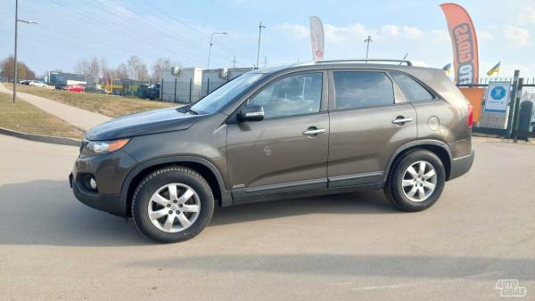 Kia Sorento 2011 in Kaunas, with an engine capacity of 2.20 L and mileage of 225 thousand km for 5550 €, photo 3 on AUTOMOTO.COM.LV