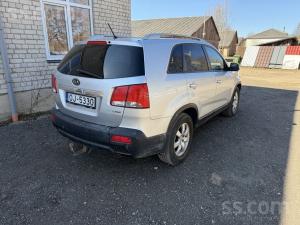 Kia Sorento 2011 Rīga, ar dzinēja tilpumu 2.20 L un nobraukumu 441 tūkst. km par 2950 €, foto 7 vietnē AUTOMOTO.COM.LV