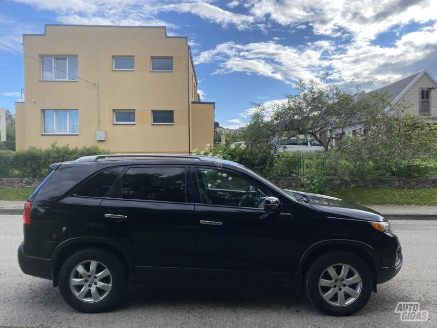 Kia Sorento 2011 in Kelme, with an engine capacity of 2.20 L and mileage of 252 thousand km for 4600 €, photo 4 on AUTOMOTO.COM.LV