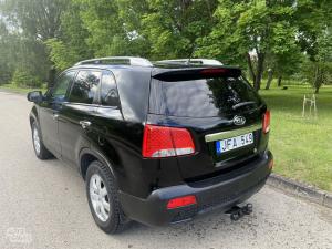 Kia Sorento 2011 in Kelme, with an engine capacity of 2.20 L and mileage of 252 thousand km for 4600 €, photo 7 on AUTOMOTO.COM.LV