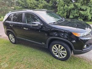 Kia Sorento 2011 in Mazeikiai, with an engine capacity of 2.20 L and mileage of 258 thousand km for 5250 €, photo 7 on AUTOMOTO.COM.LV