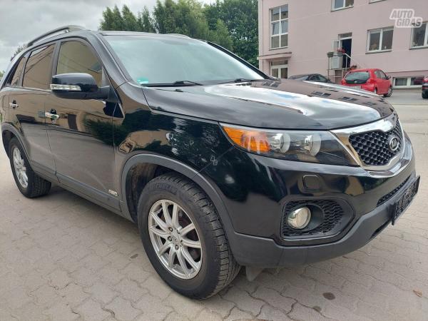 Kia Sorento 2012 in Kretinga, with an engine capacity of 2.20 L and mileage of 228 thousand km for 6790 €, photo 2 on AUTOMOTO.COM.LV