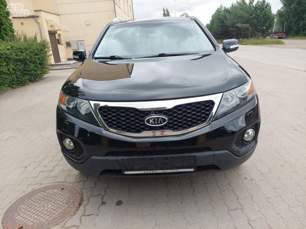 Kia Sorento 2012 in Kretinga, with an engine capacity of 2.20 L and mileage of 228 thousand km for 6790 €, photo 3 on AUTOMOTO.COM.LV