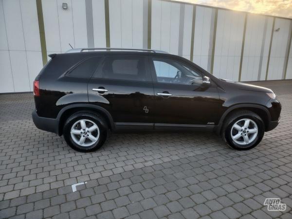 Kia Sorento 2012 Raseiniai, ar dzinēja tilpumu 2.20 L un nobraukumu 266 tūkst. km par 7450 €, foto 3 vietnē AUTOMOTO.COM.LV