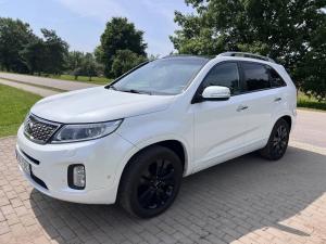 Kia Sorento 2014 Rīga, ar dzinēja tilpumu 2.20 L un nobraukumu 213 tūkst. km par 13350 €, foto  vietnē AUTOMOTO.COM.LV