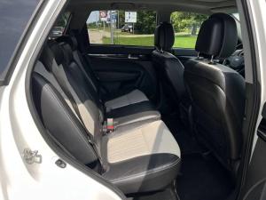 Kia Sorento 2014 Rīga, ar dzinēja tilpumu 2.20 L un nobraukumu 213 tūkst. km par 13350 €, foto 12 vietnē AUTOMOTO.COM.LV