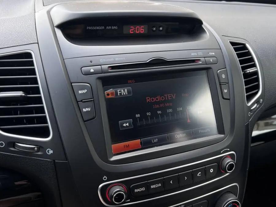 Kia Sorento 2014 Rīga, ar dzinēja tilpumu 2.20 L un nobraukumu 213 tūkst. km par 13350 €, foto 17 vietnē AUTOMOTO.COM.LV