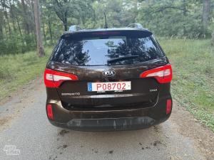 Kia Sorento 2014 in Kaunas, with an engine capacity of 2.00 L and mileage of 253 thousand km for 5950 €, photo 7 on AUTOMOTO.COM.LV
