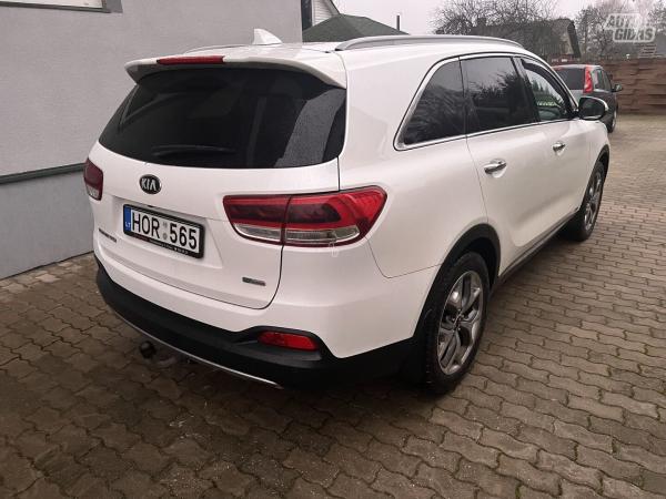 Kia Sorento 2015 in Vilnius, with an engine capacity of 2.20 L and mileage of 280 thousand km for 14000 €, photo 3 on AUTOMOTO.COM.LV