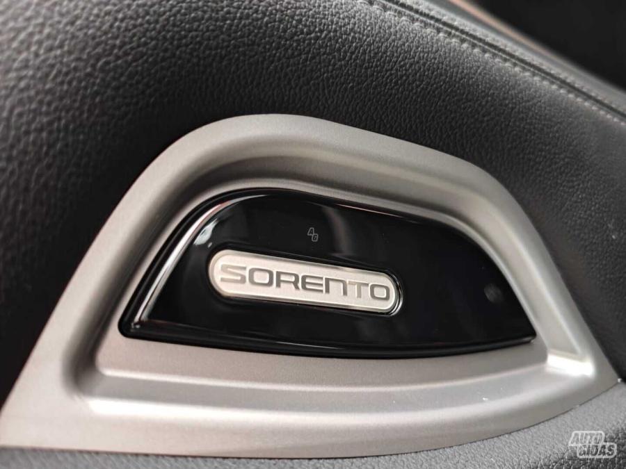 Kia Sorento 2015 in Klaipeda, with an engine capacity of 2.20 L and mileage of 0 thousand km for 15500 €, photo 10 on AUTOMOTO.COM.LV