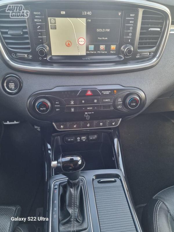 Kia Sorento 2017 in Kaunas, with an engine capacity of 2.20 L and mileage of 268 thousand km for 14750 €, photo 10 on AUTOMOTO.COM.LV