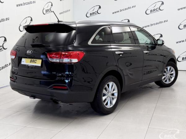Kia Sorento 2017 in Vilnius, with an engine capacity of 3.34 L and mileage of 223 thousand km for 8900 €, photo 2 on AUTOMOTO.COM.LV