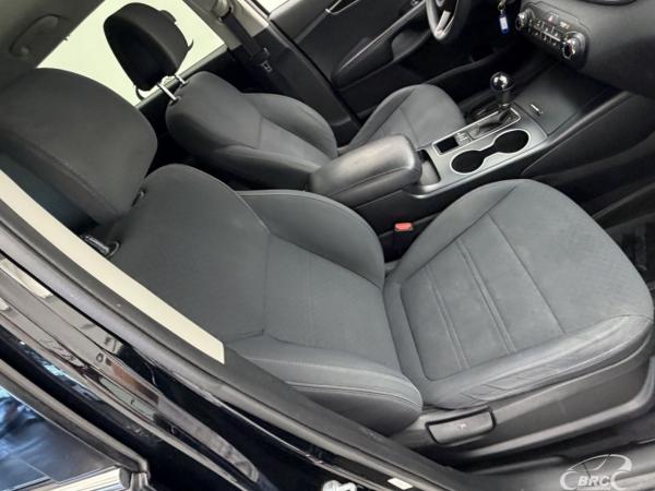 Kia Sorento 2017 in Vilnius, with an engine capacity of 3.34 L and mileage of 223 thousand km for 8900 €, photo 5 on AUTOMOTO.COM.LV
