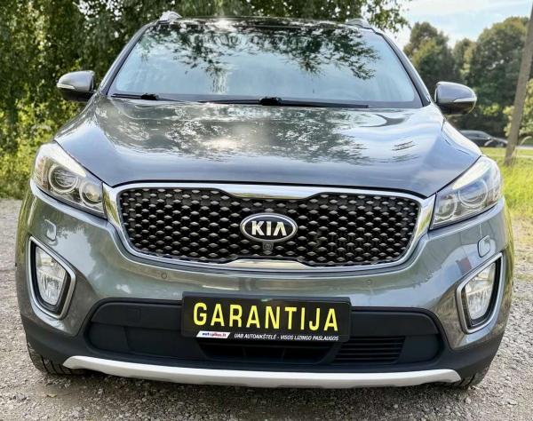 Kia Sorento 2017 in Siauliai, with an engine capacity of 2.20 L and mileage of 250 thousand km for 16450 €, photo 6 on AUTOMOTO.COM.LV