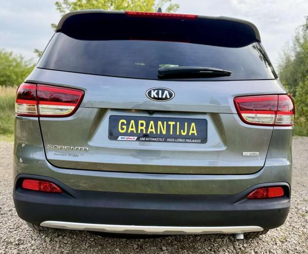 Kia Sorento 2017 in Siauliai, with an engine capacity of 2.20 L and mileage of 250 thousand km for 16450 €, photo 7 on AUTOMOTO.COM.LV
