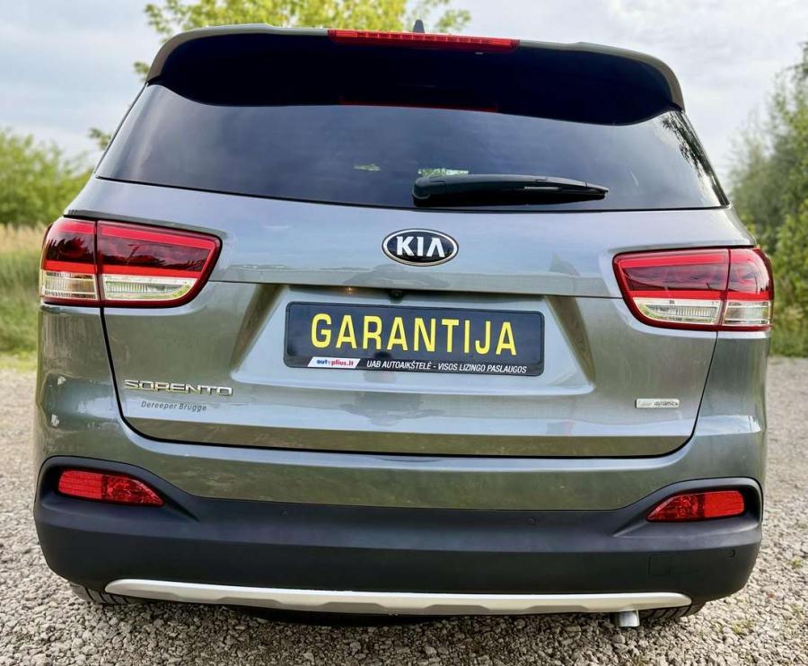 Kia Sorento 2017 in Siauliai, with an engine capacity of 2.20 L and mileage of 250 thousand km for 16450 €, photo 7 on AUTOMOTO.COM.LV