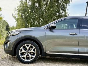 Kia Sorento 2017 in Siauliai, with an engine capacity of 2.20 L and mileage of 250 thousand km for 16450 €, photo 12 on AUTOMOTO.COM.LV