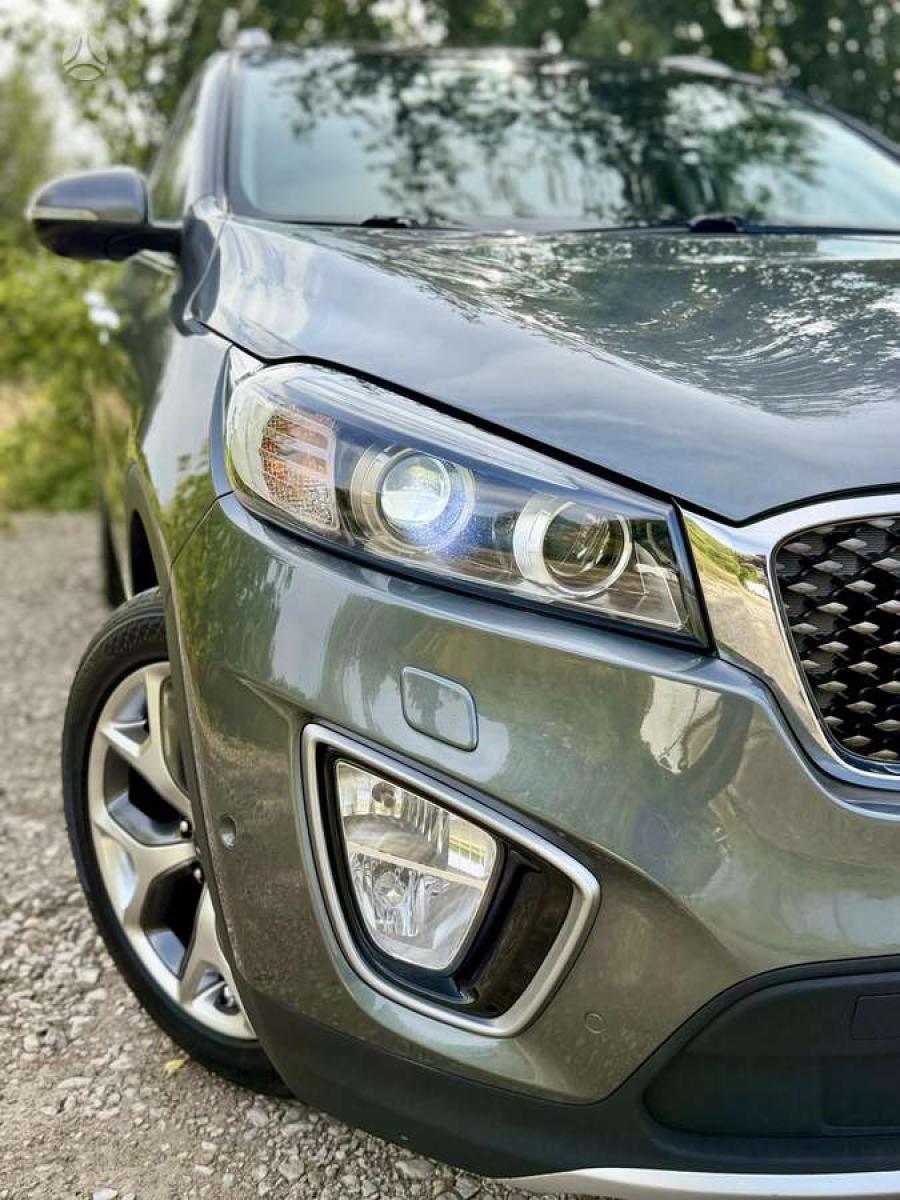 Kia Sorento 2017 in Siauliai, with an engine capacity of 2.20 L and mileage of 250 thousand km for 16450 €, photo 16 on AUTOMOTO.COM.LV