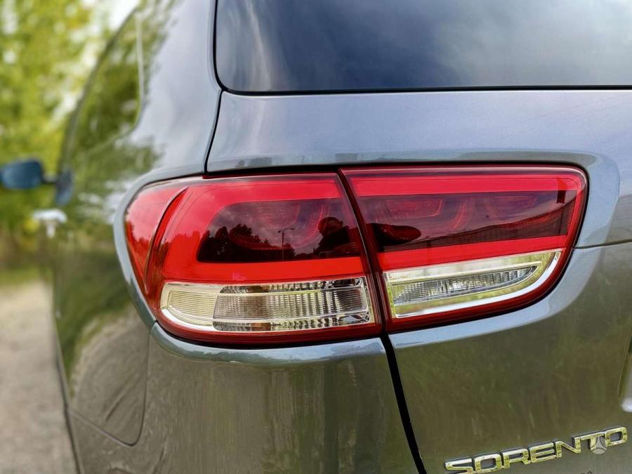 Kia Sorento 2017 in Siauliai, with an engine capacity of 2.20 L and mileage of 250 thousand km for 16450 €, photo 20 on AUTOMOTO.COM.LV