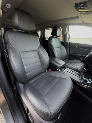 Kia Sorento 2017 in Siauliai, with an engine capacity of 2.20 L and mileage of 250 thousand km for 16450 €, photo 29 on AUTOMOTO.COM.LV