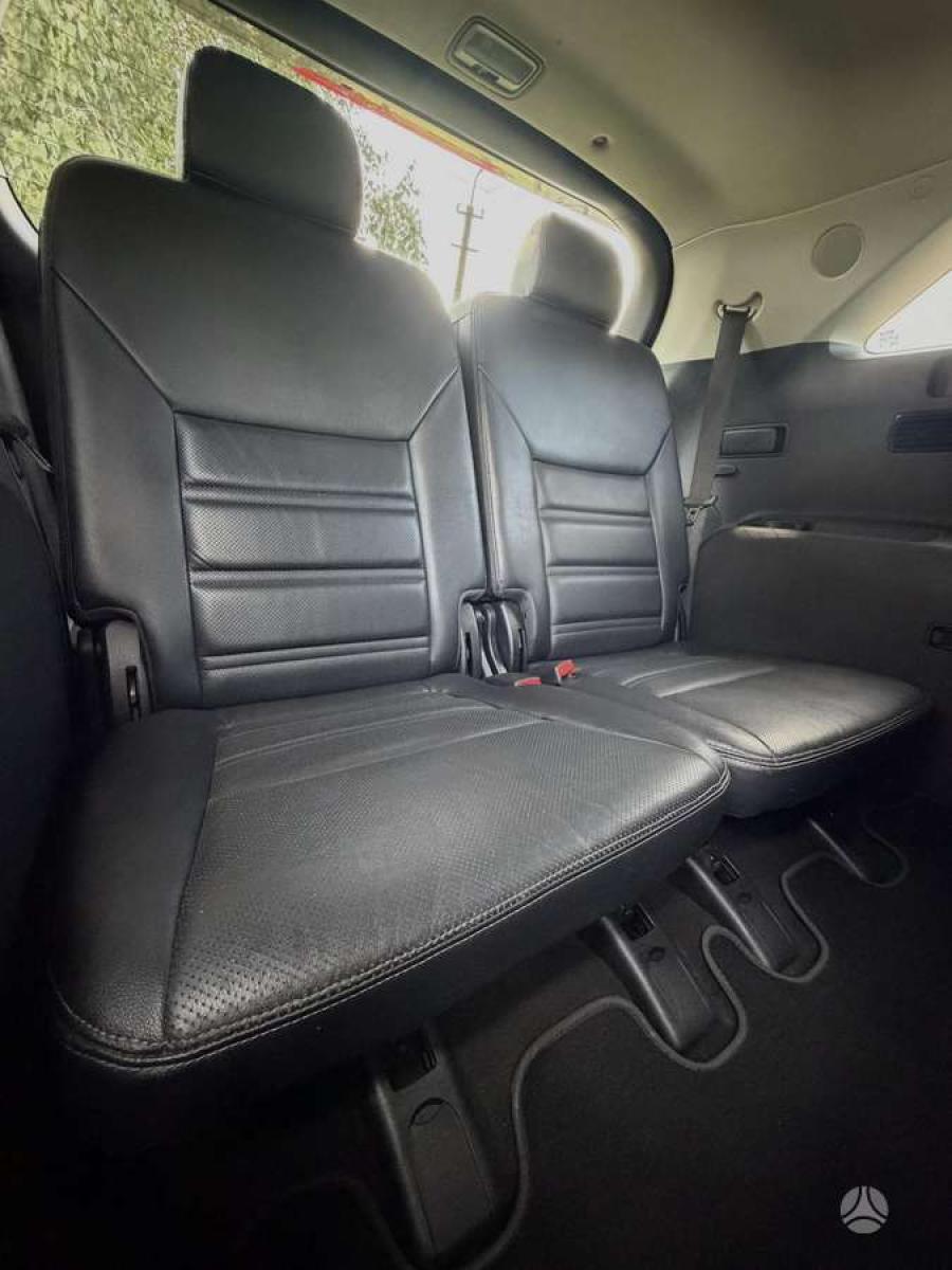 Kia Sorento 2017 in Siauliai, with an engine capacity of 2.20 L and mileage of 250 thousand km for 16450 €, photo 33 on AUTOMOTO.COM.LV