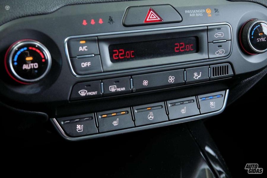Kia Sorento 2018 Marijampole, ar dzinēja tilpumu 2.20 L un nobraukumu 129 tūkst. km par 21250 €, foto 21 vietnē AUTOMOTO.COM.LV