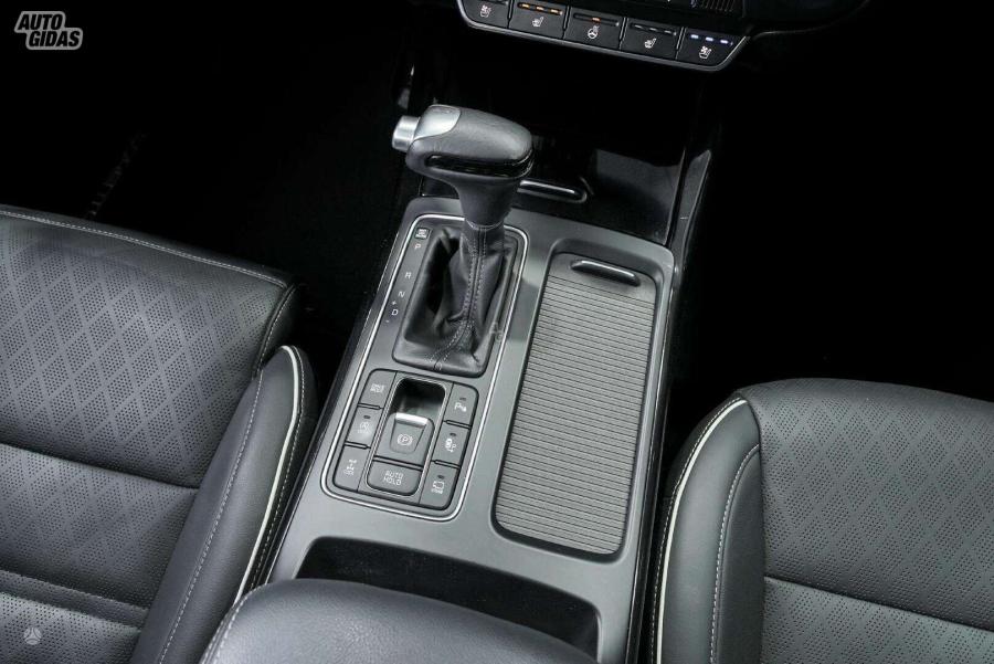 Kia Sorento 2018 Marijampole, ar dzinēja tilpumu 2.20 L un nobraukumu 129 tūkst. km par 21250 €, foto 23 vietnē AUTOMOTO.COM.LV