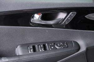 Kia Sorento 2018 Marijampole, ar dzinēja tilpumu 2.20 L un nobraukumu 129 tūkst. km par 21250 €, foto 31 vietnē AUTOMOTO.COM.LV