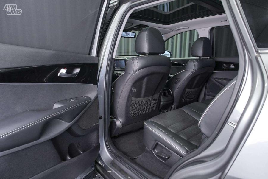 Kia Sorento 2018 Marijampole, ar dzinēja tilpumu 2.20 L un nobraukumu 129 tūkst. km par 21250 €, foto 33 vietnē AUTOMOTO.COM.LV