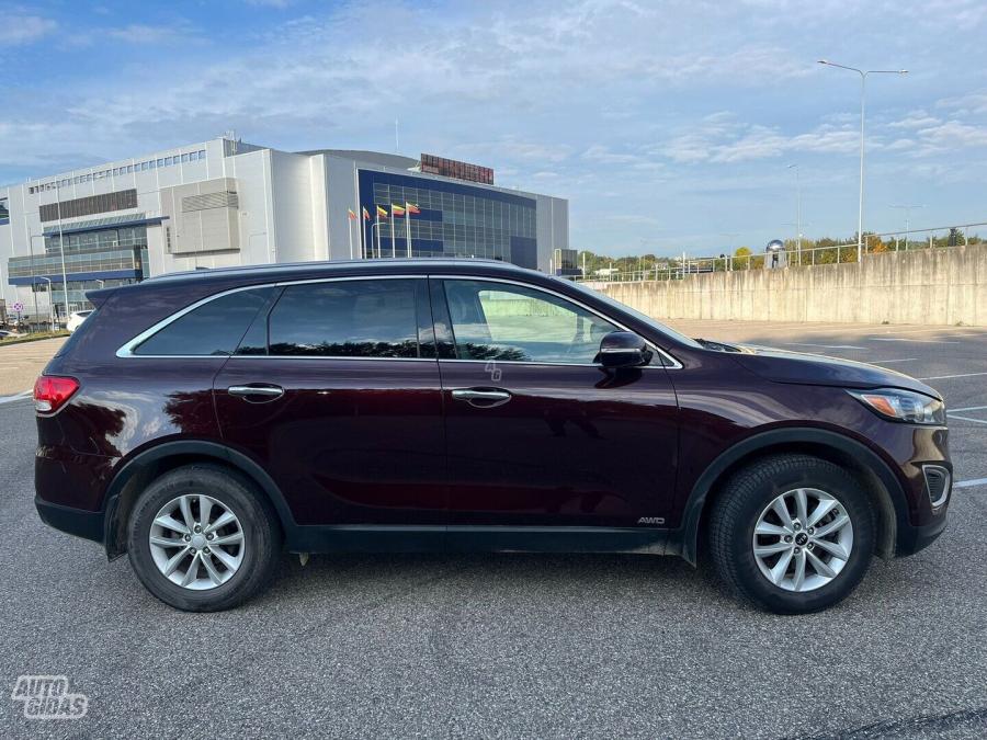 Kia Sorento 2018 in Vilnius, with an engine capacity of 2.40 L and mileage of 216 thousand km for 12900 €, photo 7 on AUTOMOTO.COM.LV