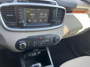 Kia Sorento 2018 in Vilnius, with an engine capacity of 2.40 L and mileage of 216 thousand km for 12900 €, photo 20 on AUTOMOTO.COM.LV