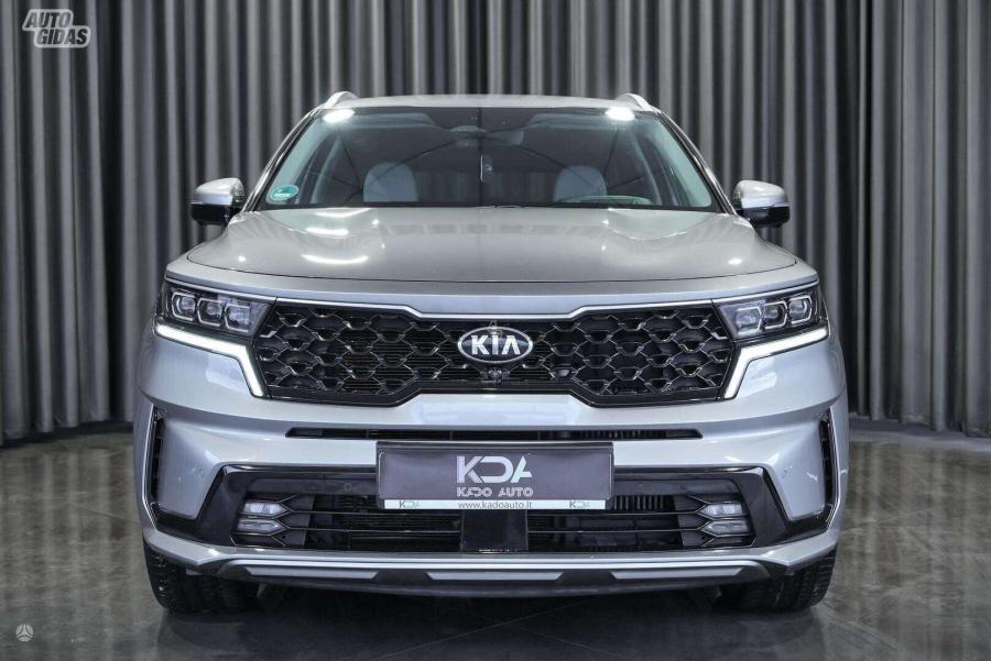 Kia Sorento 2021 in Marijampole, with an engine capacity of 2.20 L and mileage of 92 thousand km for 30950 €, photo 4 on AUTOMOTO.COM.LV