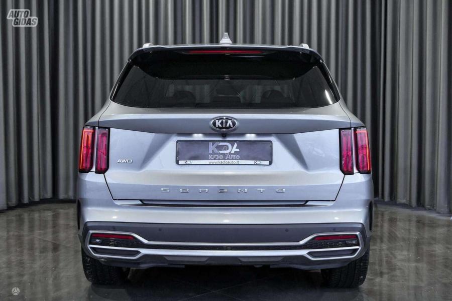 Kia Sorento 2021 in Marijampole, with an engine capacity of 2.20 L and mileage of 92 thousand km for 30950 €, photo 12 on AUTOMOTO.COM.LV