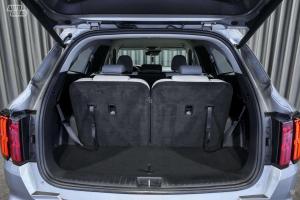 Kia Sorento 2021 in Marijampole, with an engine capacity of 2.20 L and mileage of 92 thousand km for 30950 €, photo 16 on AUTOMOTO.COM.LV