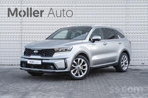 Kia Sorento 2021 in Riga, with an engine capacity of 2.20 L and mileage of 144 thousand km for 26900 €, photo 1 on AUTOMOTO.COM.LV