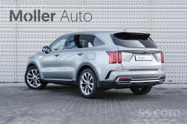 Kia Sorento 2021 in Riga, with an engine capacity of 2.20 L and mileage of 144 thousand km for 26900 €, photo 3 on AUTOMOTO.COM.LV