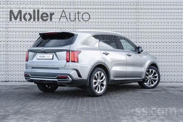 Kia Sorento 2021 in Riga, with an engine capacity of 2.20 L and mileage of 144 thousand km for 26900 €, photo 4 on AUTOMOTO.COM.LV