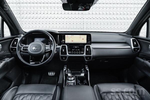 Kia Sorento 2021 in Riga, with an engine capacity of 2.20 L and mileage of 144 thousand km for 26900 €, photo 6 on AUTOMOTO.COM.LV
